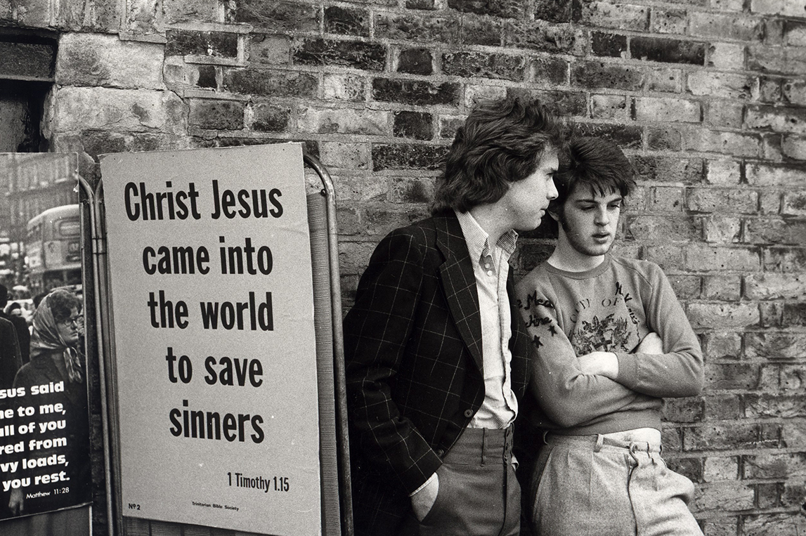Harold Chapman Online Retrospective of the Photographic Oeuvre in 24 ...